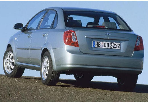 Bildergalerie: Daewoo Nubira Limousine Baujahr 1997 - 2005 - autoplenum.de