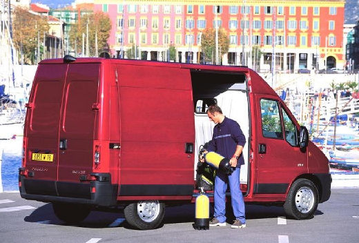 Bildergalerie: Peugeot Boxer Transporter (1993 - 2006) - autoplenum.de