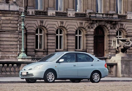 Bildergalerie: Toyota Prius Limousine Baujahr 1997 - 2003 - autoplenum.de