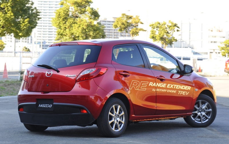 Bilder: Mazda 2 EV mit Wankel-Range-Extender - Nicht totzukriegen ...