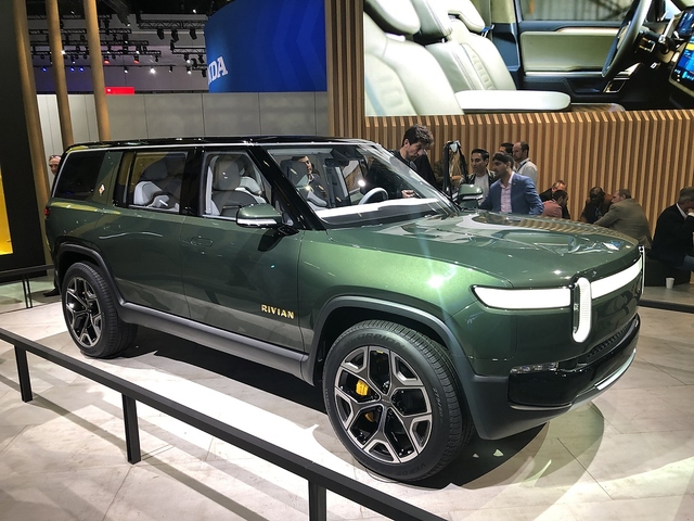 Bilder: Rivian R1S und RT1 - Elektro-Doppel - autoplenum.de