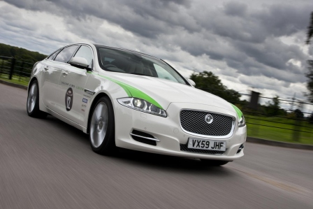 Jaguar Limo-Green - Luxus in Grün - autoplenum.de